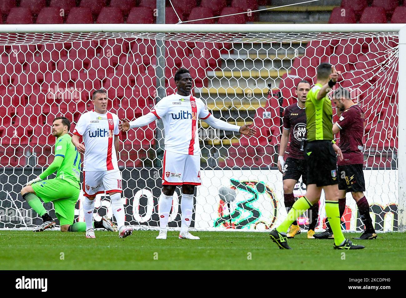 Mario Balotelli of AC Monza celebrates after scoring third goal during ...