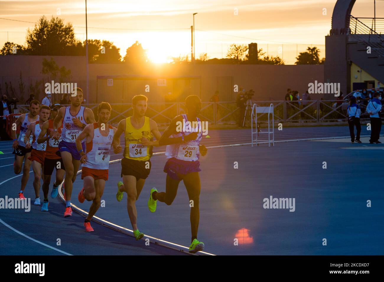 Athletes during the 10,000 meters race at the National Championships in ...