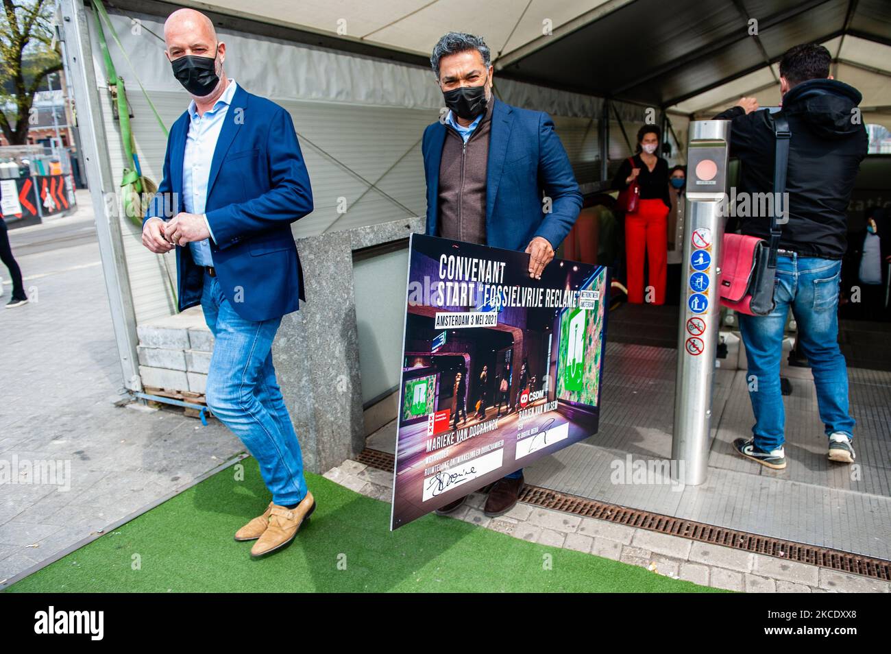 Radjen van Wilsem, CEO of CS Digital Media, and Alderman Marieke van ...