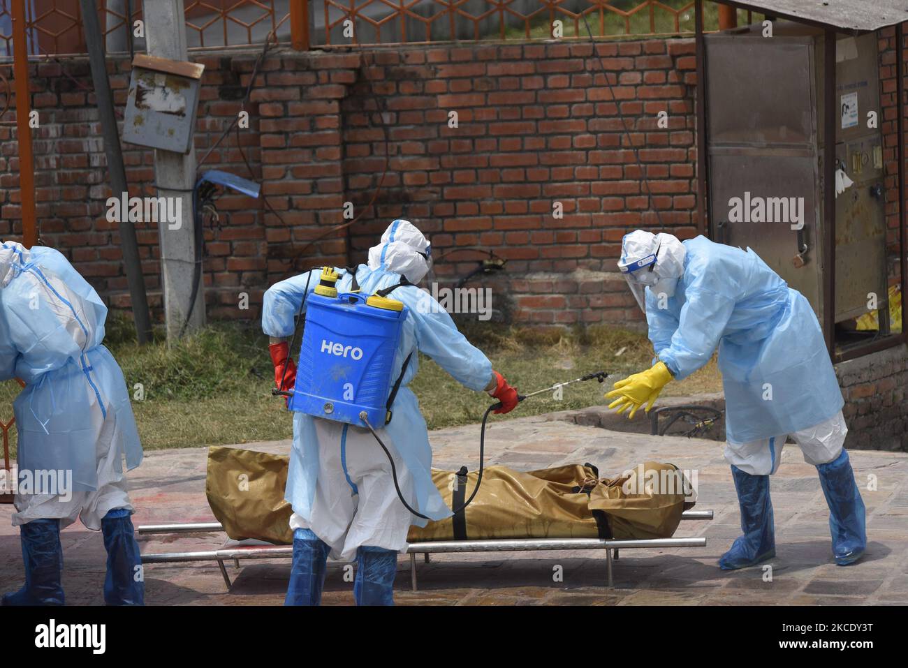 Nepalese army personnel hi-res stock photography and images - Alamy