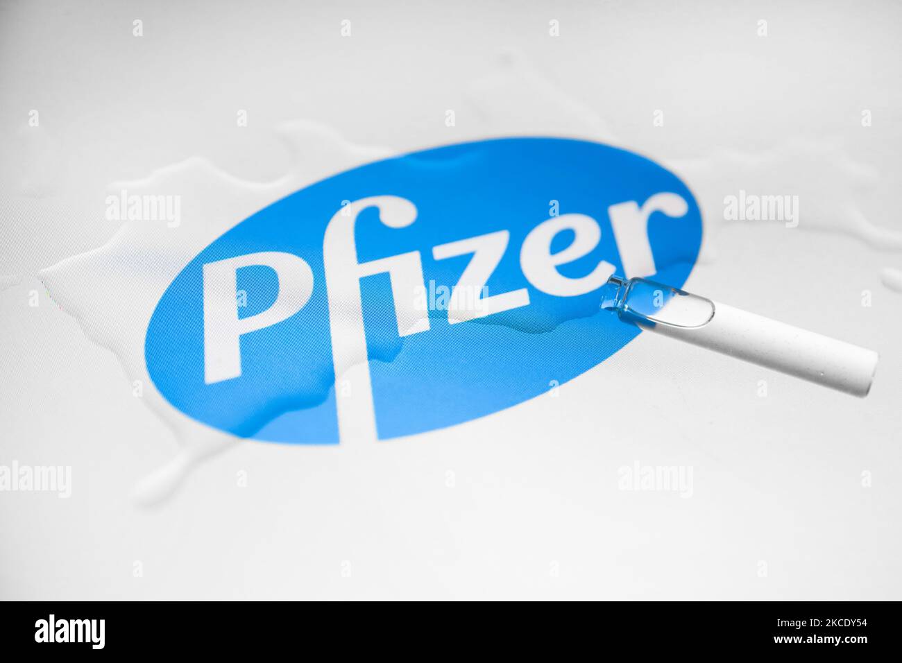 Pfizer vaccine manufacturer logo hi-res stock photography and images ...