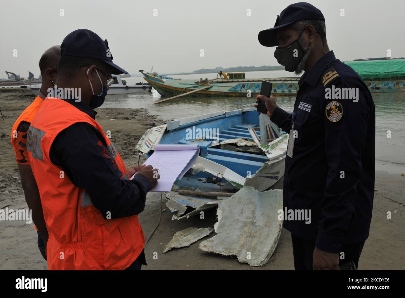 At least 26 people died as a speedboat packed with passengers collided ...