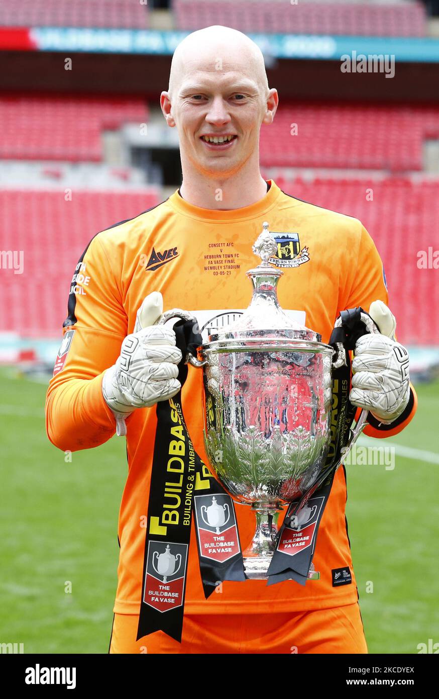 Mark Foden of Hebburn Town with Trophy during The 2019/2020 Buildbase ...