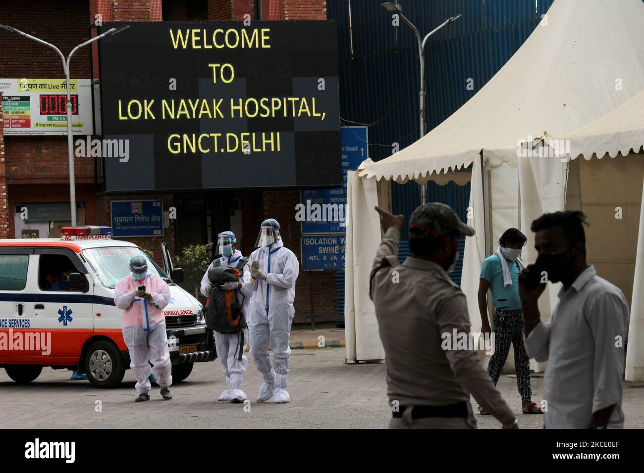 Toll facilities hi-res stock photography and images - Alamy