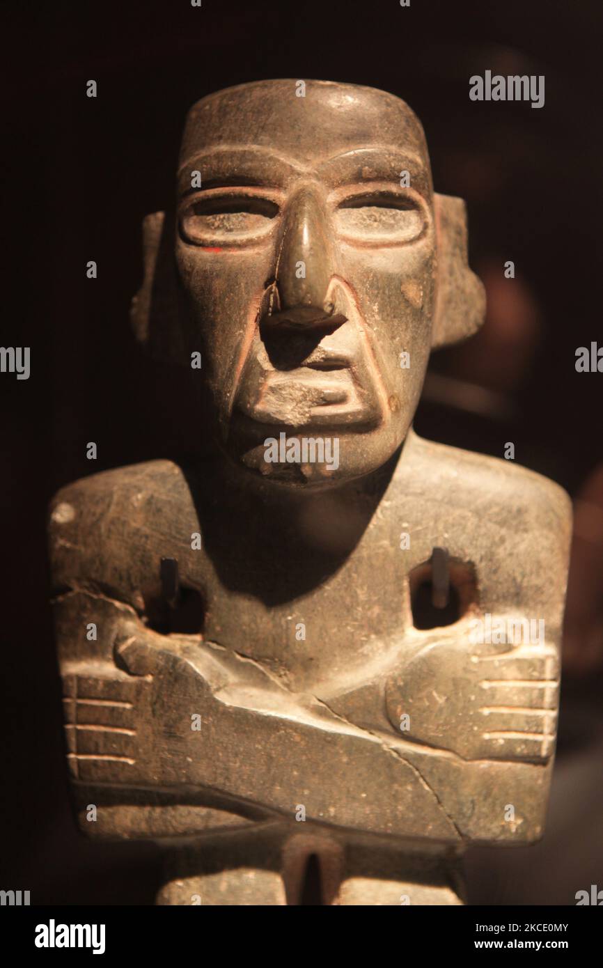 Museo chileno de arte precolombino hi-res stock photography and images ...