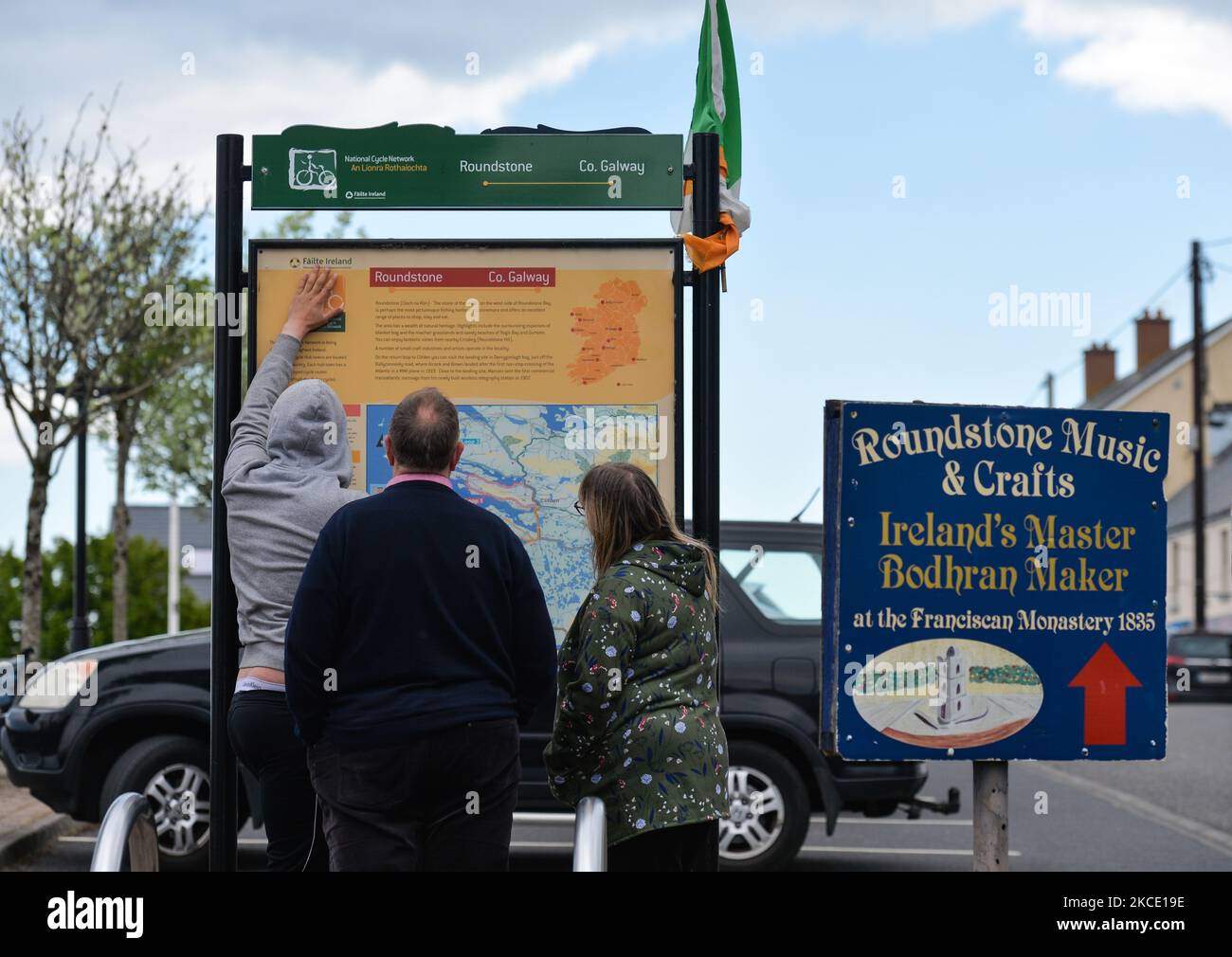 Connemara tourist map hi-res stock photography and images - Alamy