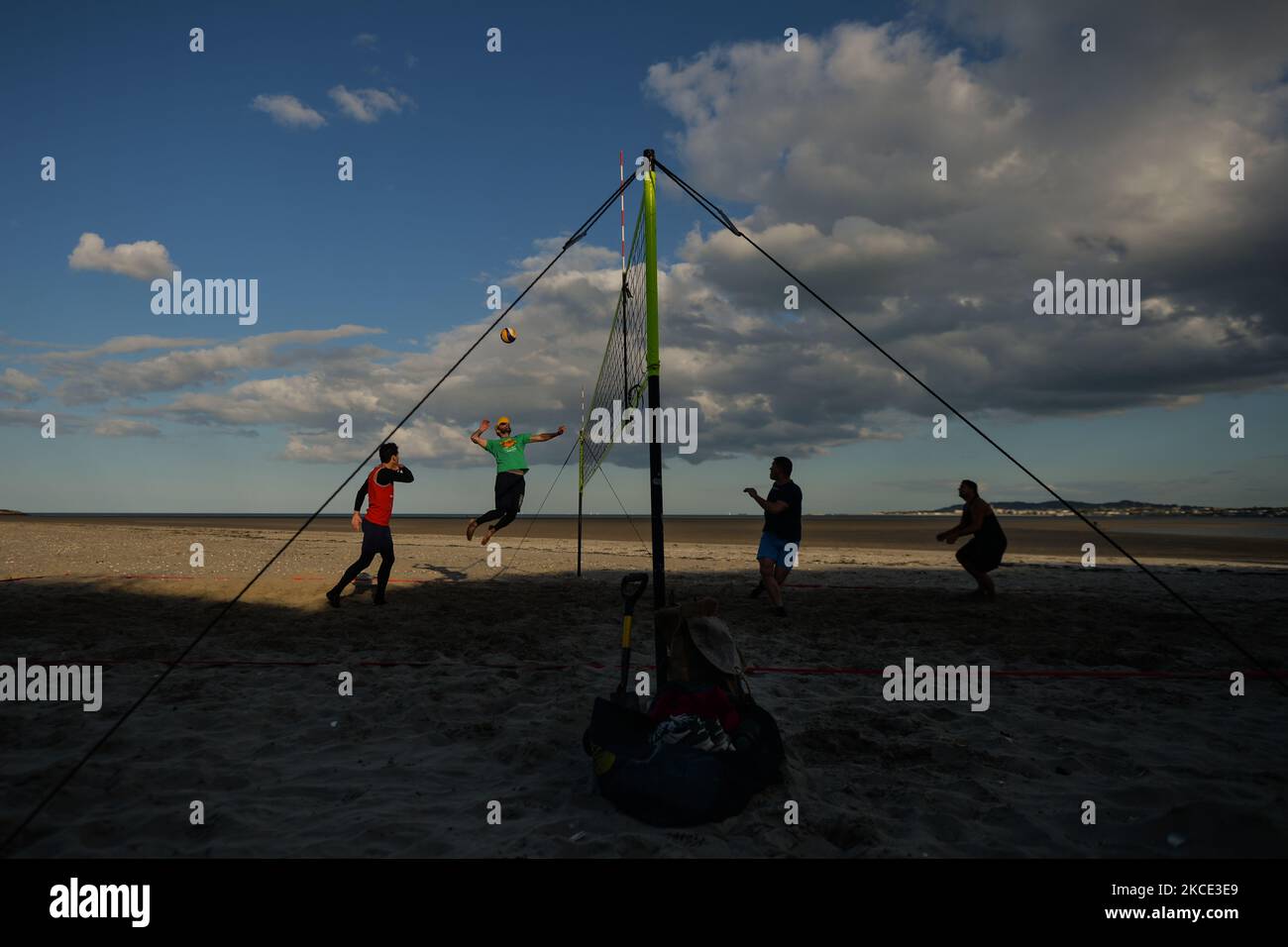 A group of friends, consisting of Brazilians, Russians, Lithuanians ...