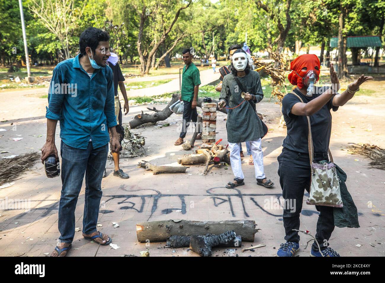 Activists staged performence art to protest deforestation at Suhrawardy ...
