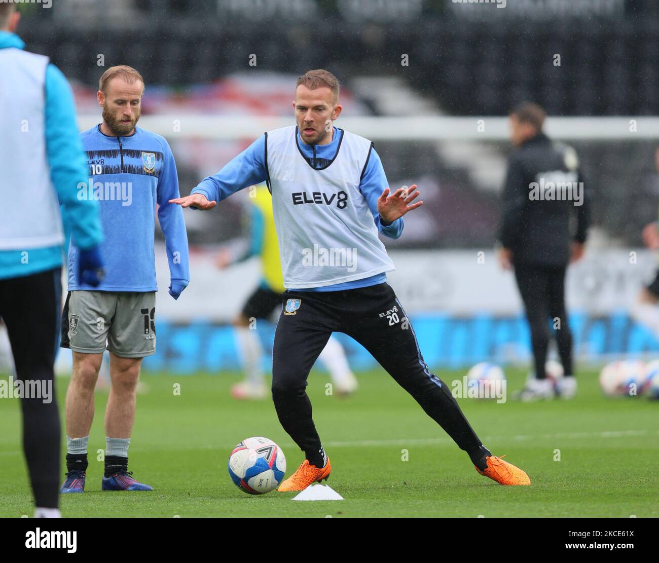 Jordan Rhodes of Sheffield Wednesday warming up before the Sky Bet ...