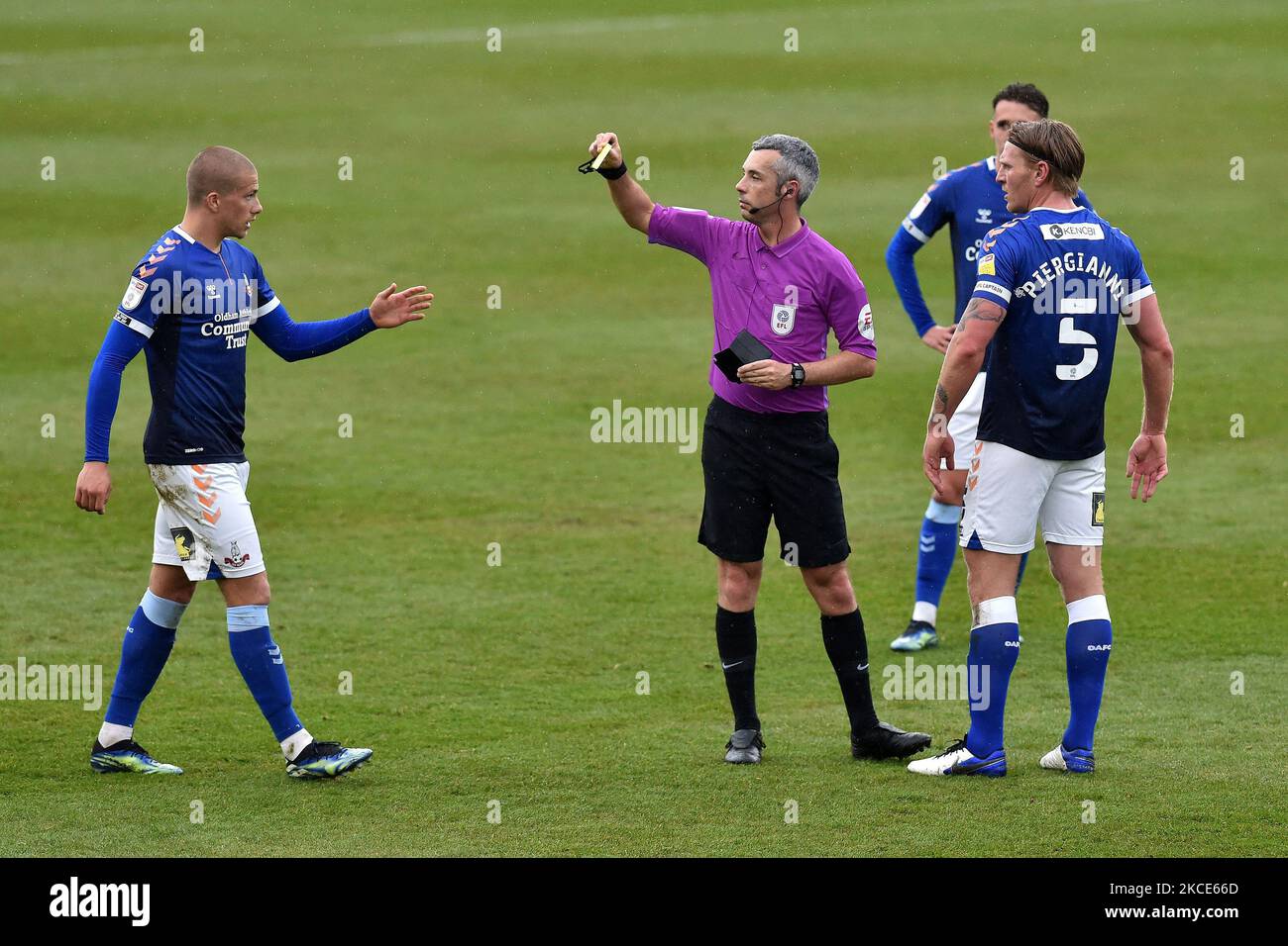Referee sebastian stockbridge hi-res stock photography and images - Alamy