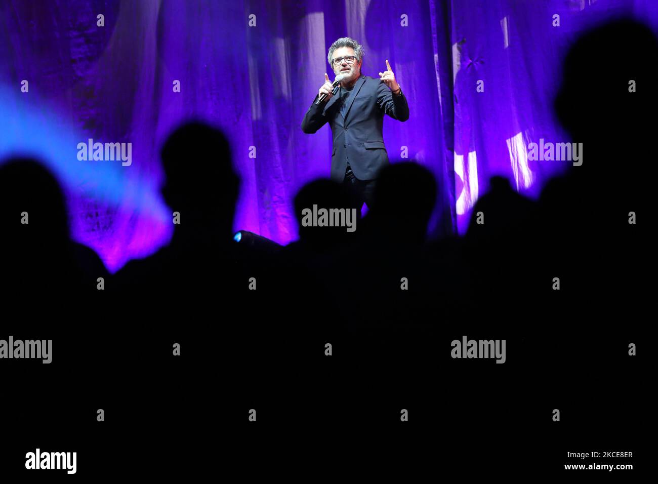 Portuguese comedian nilton hi-res stock photography and images - Alamy
