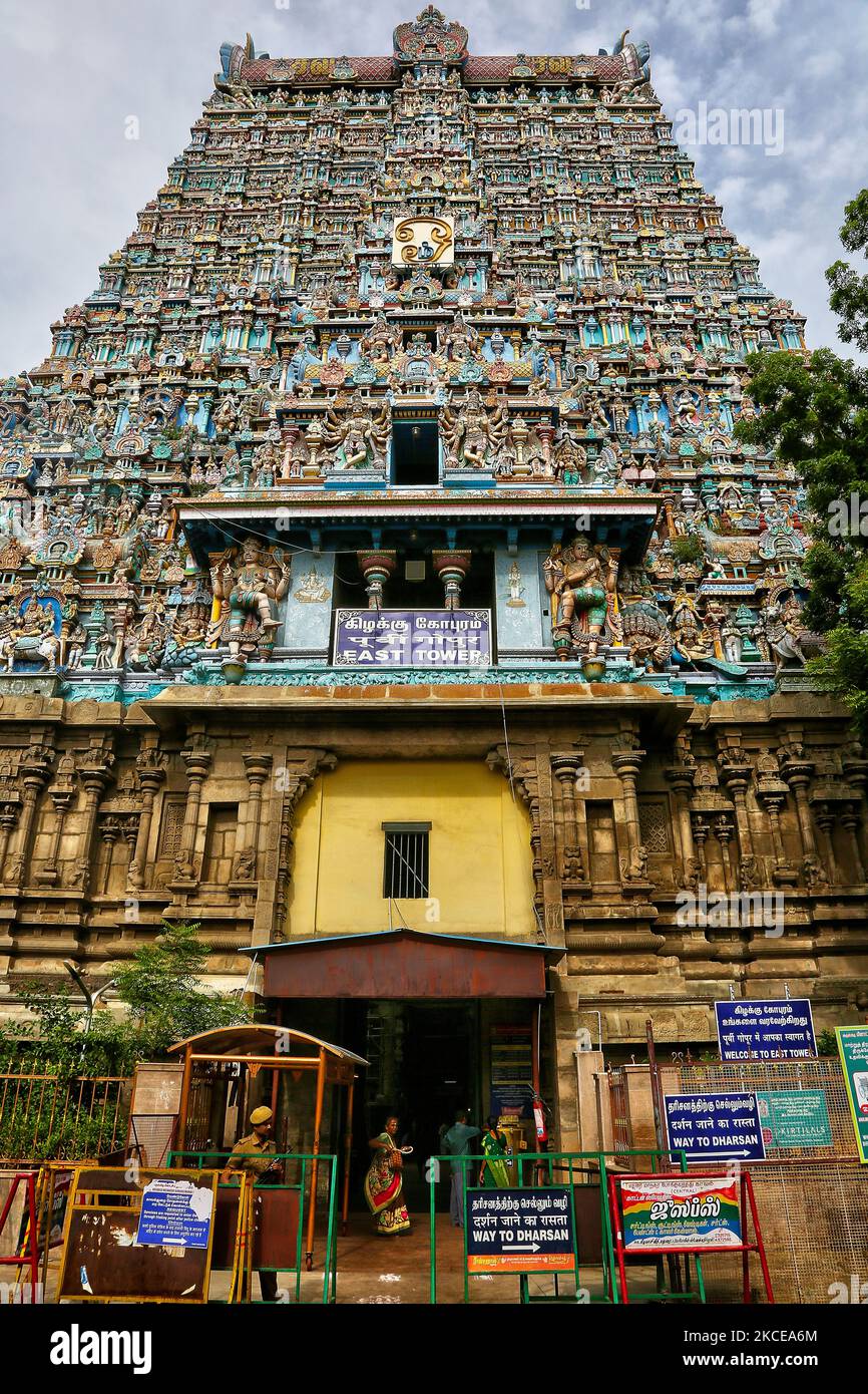 Madurai Meenakshi Amman Temple (Arulmigu Meenakshi Sundareshwarar ...