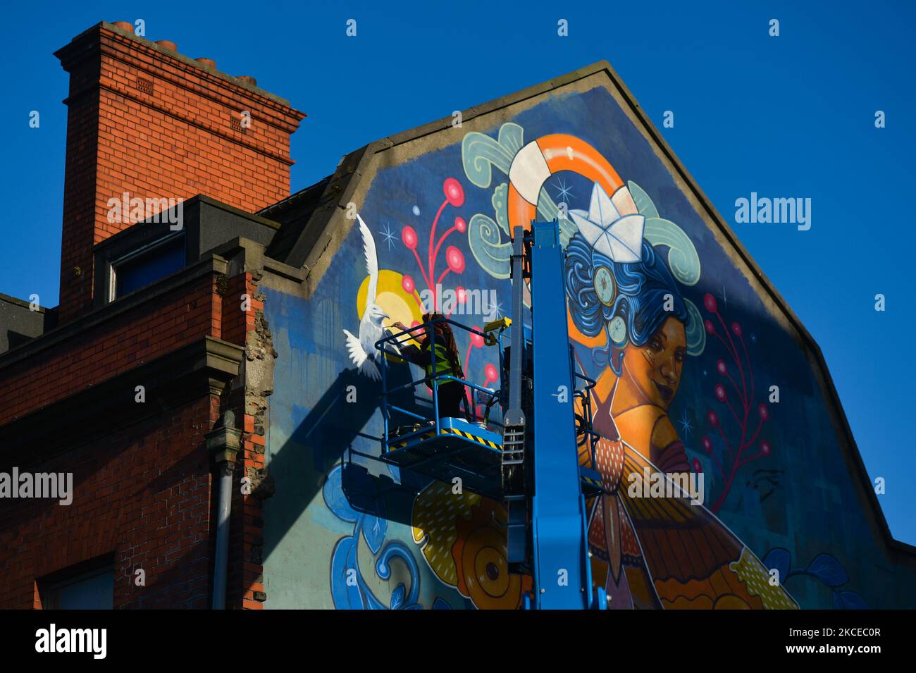 Artist kinmx hi-res stock photography and images - Alamy