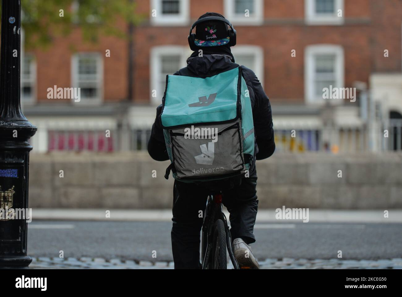 Deliveroo currier hi-res stock photography and images - Alamy