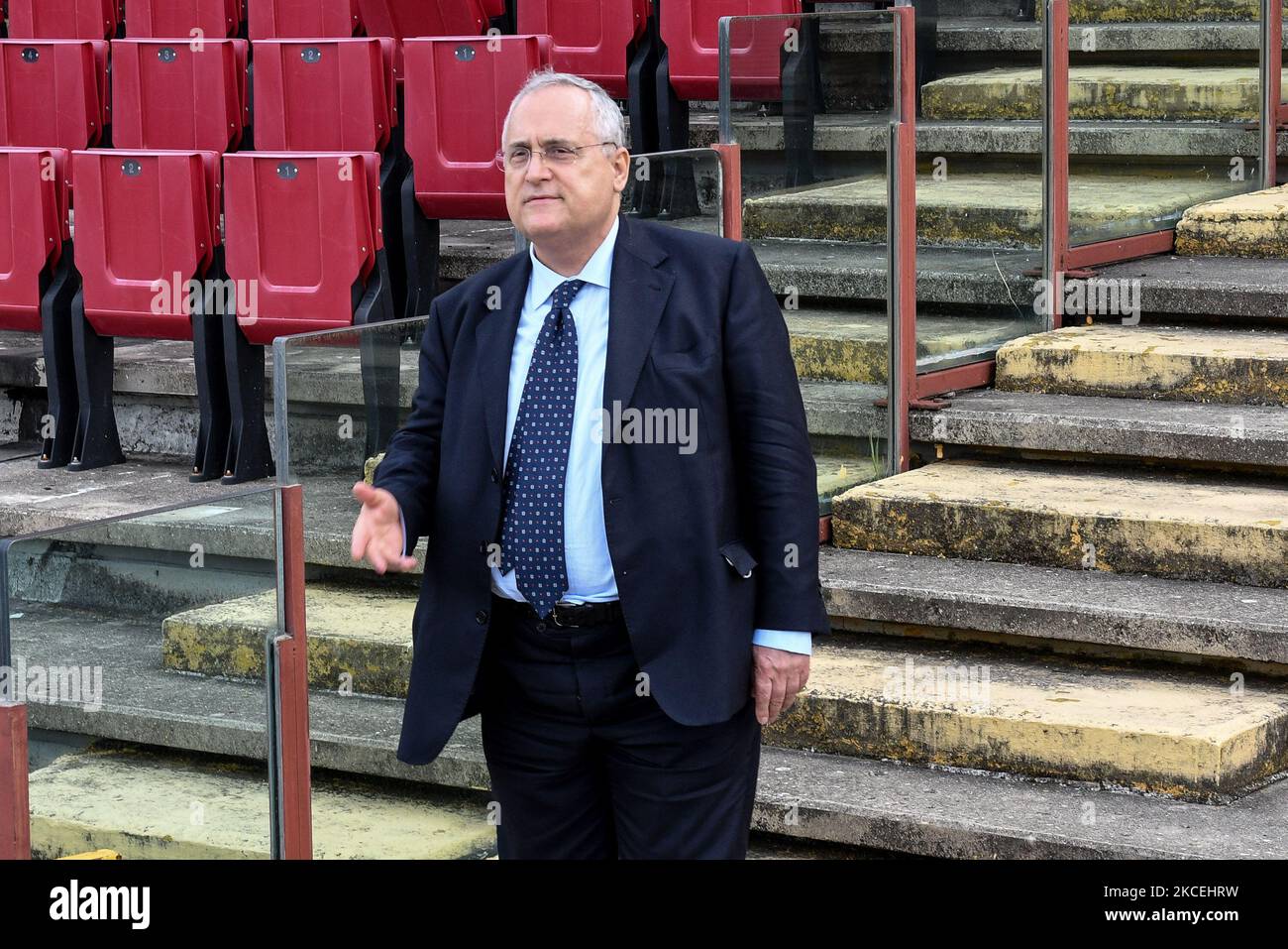 Claudio lotito of us salernitana hi-res stock photography and images ...