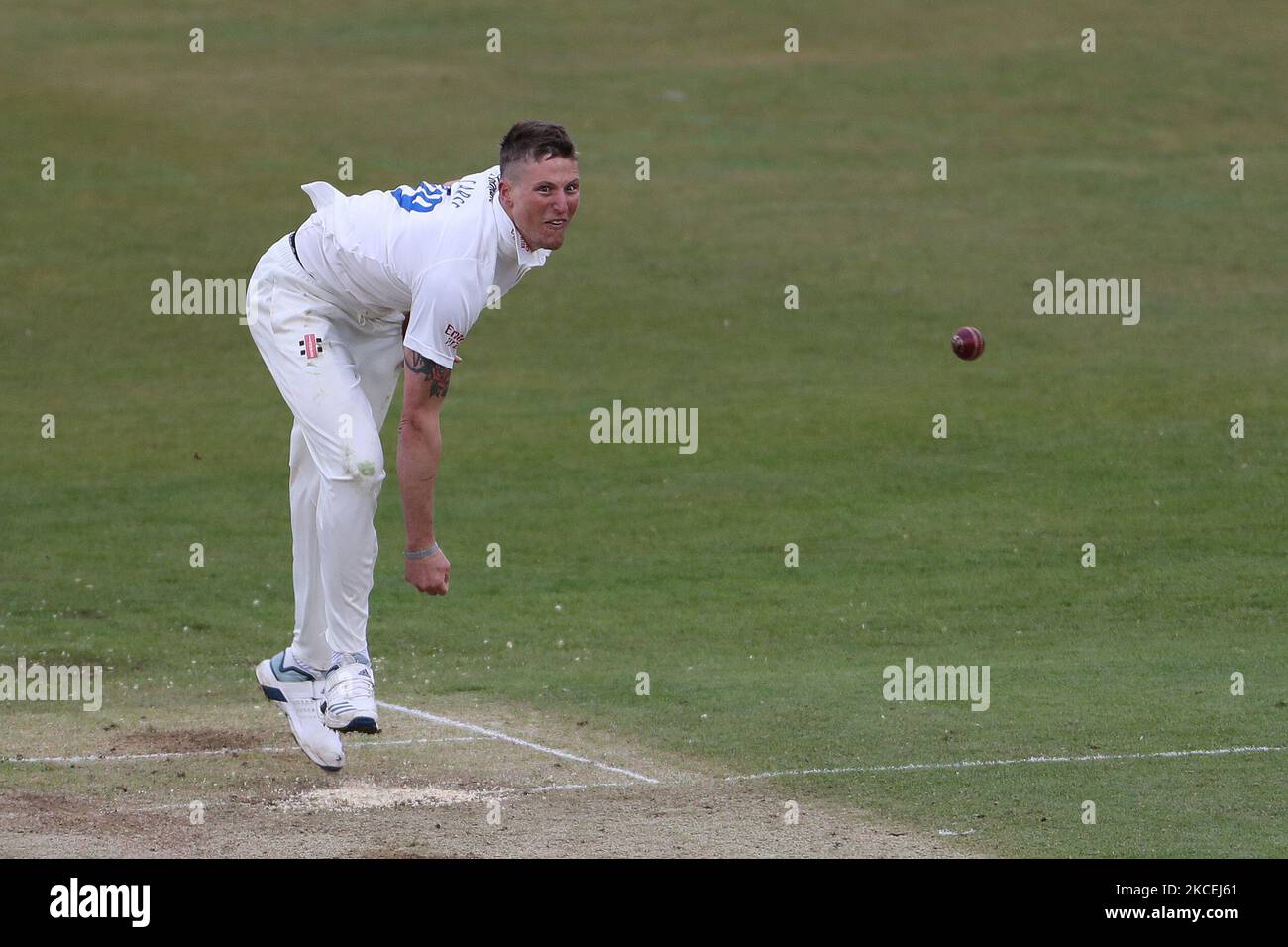 Brydon carse of durham bowling hi-res stock photography and images - Alamy