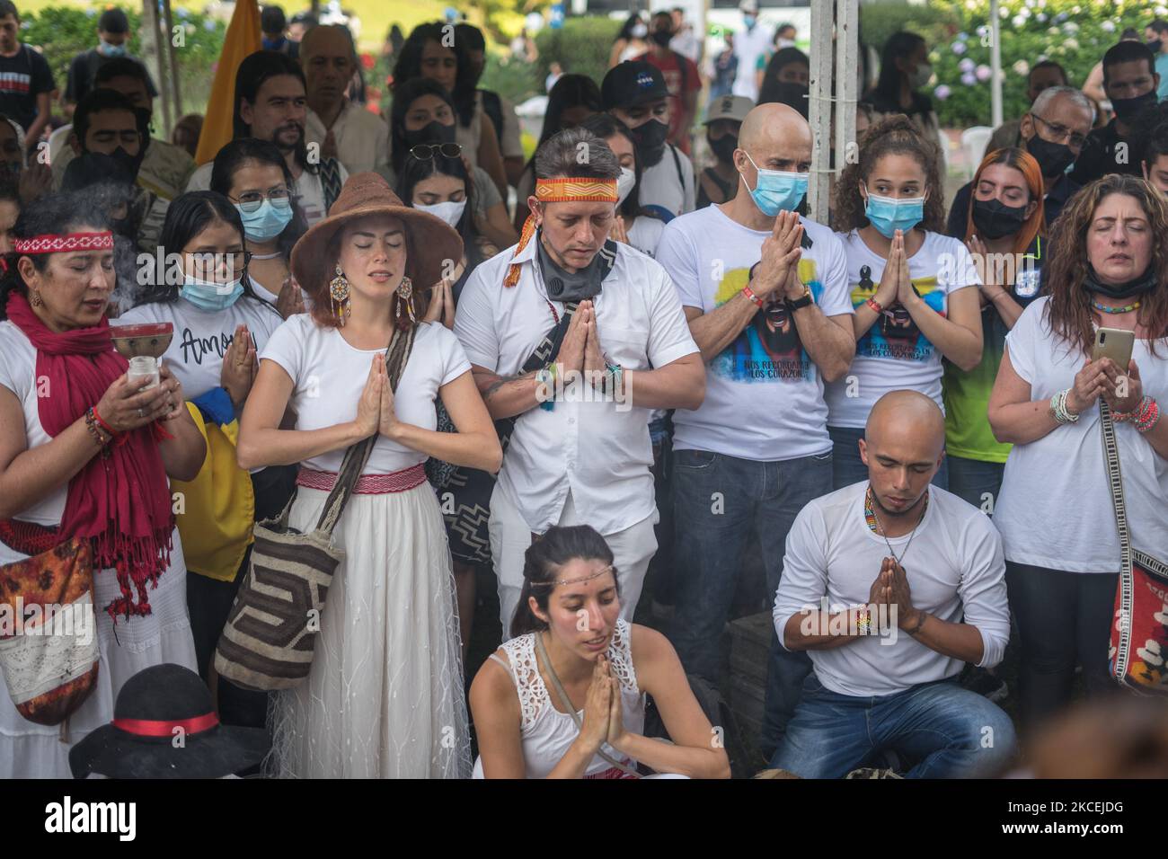 People take part at funeral memory ceremony to colombian student ...