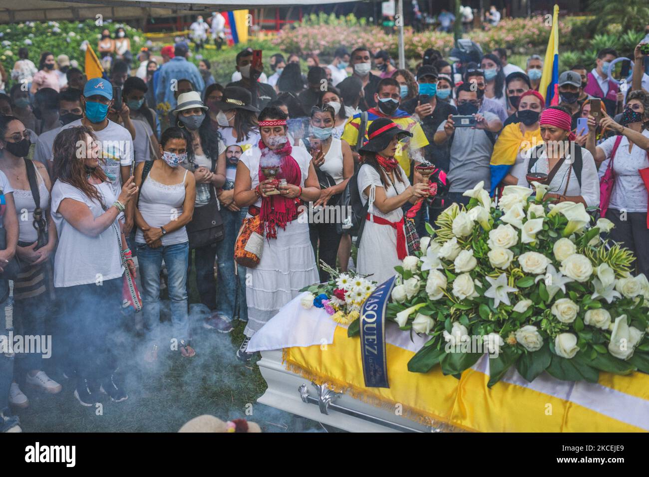 People take part at funeral memory ceremony to colombian student ...