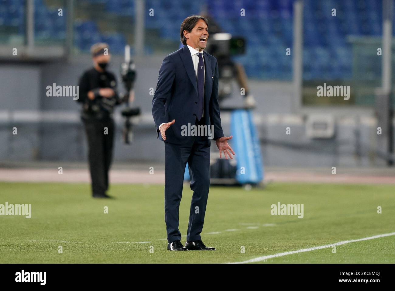 Simone inzaghi manager of ss lazio yells hi-res stock photography and ...