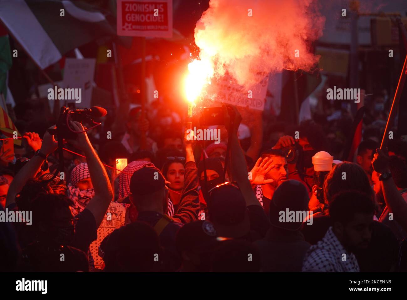 More than 2 thousand pro-Palestinian protesters in New York City took ...