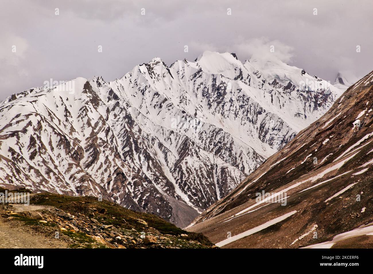Magnificently sculpted peaks of the Himalayas along the Panzila pass ...