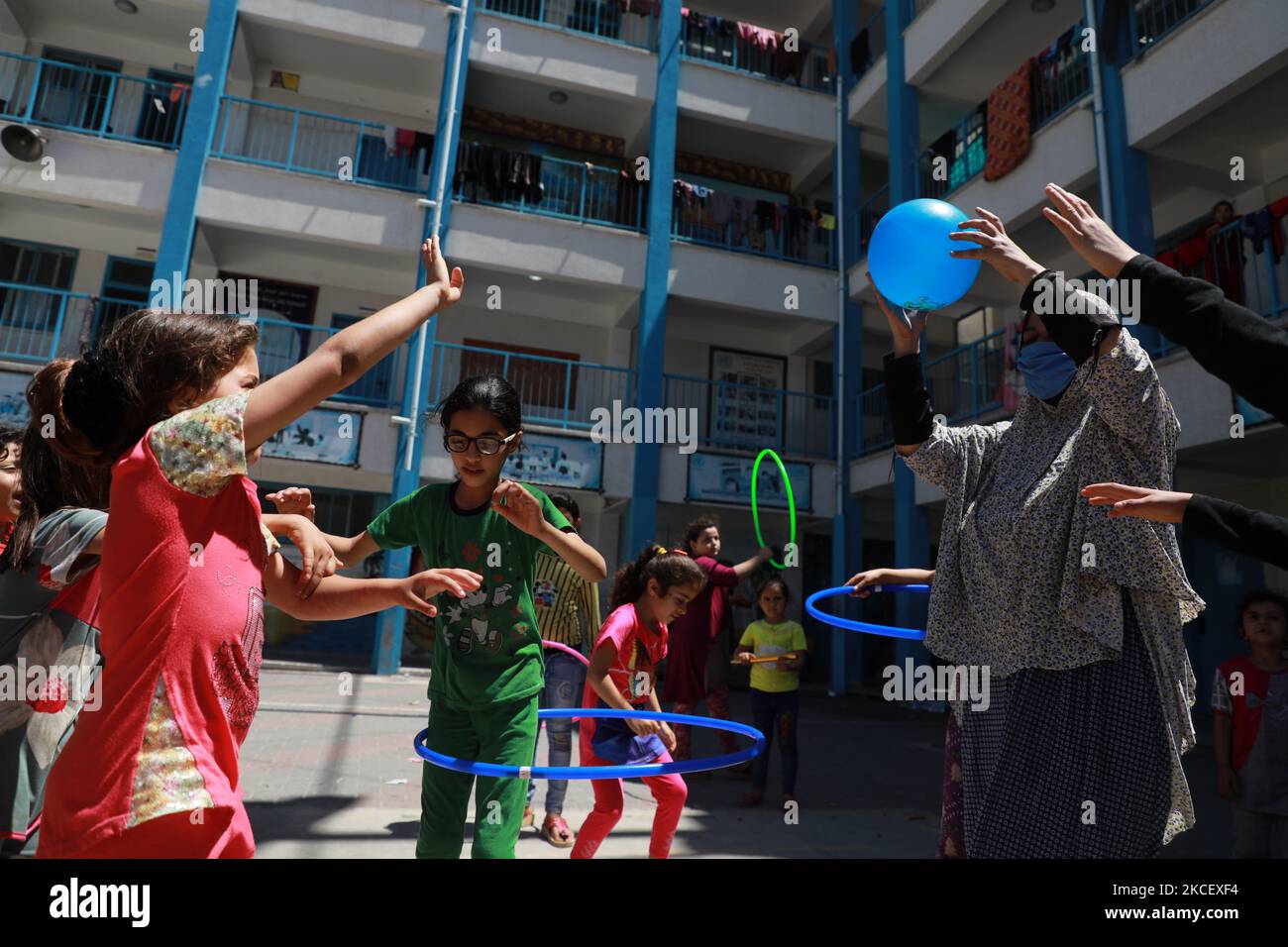 School children palestine military hi-res stock photography and images ...