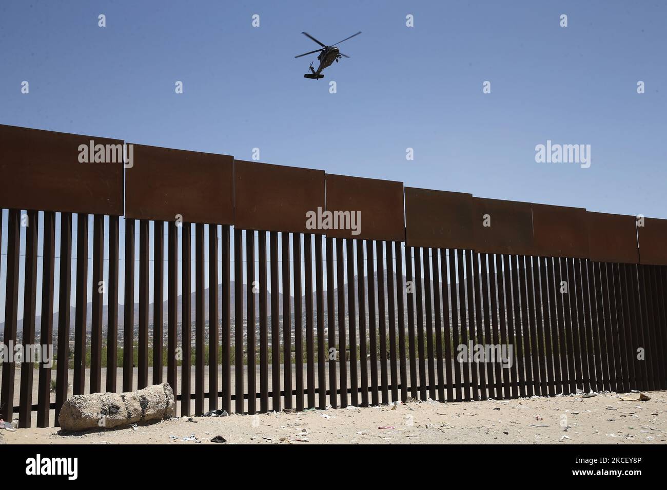 Us border patrol helicopter flies hi-res stock photography and images ...