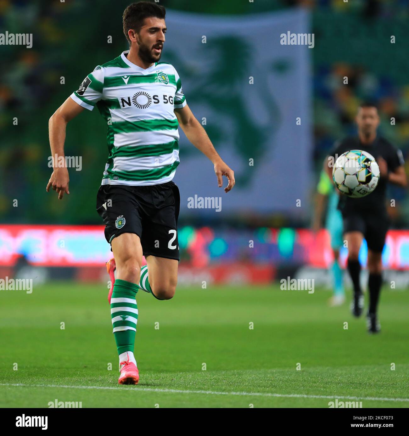 Paulinho of Sporting CP in action during the Liga NOS match between ...