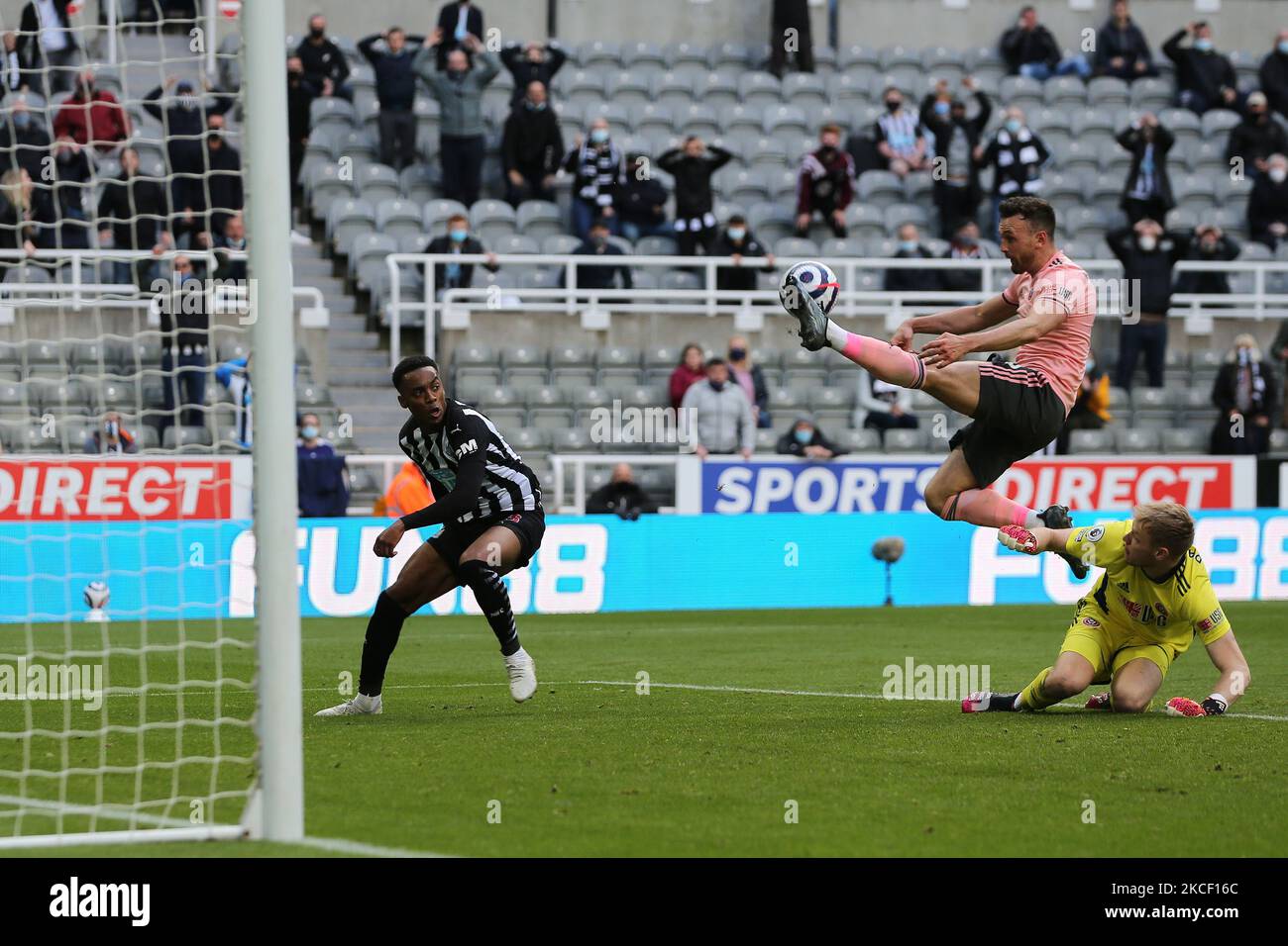 Joe robinson hi-res stock photography and images - Alamy