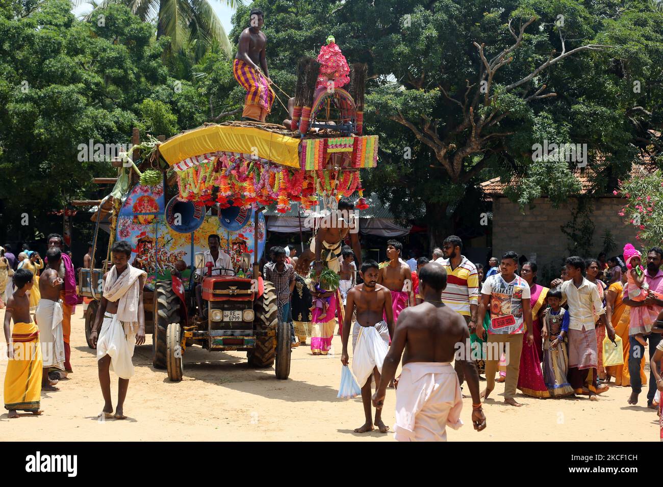 Tamil Hindu devotees perform the para-kavadi ritual (where they are ...