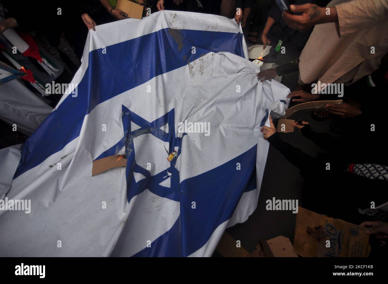 Palestine indonesia flag hi-res stock photography and images - Alamy