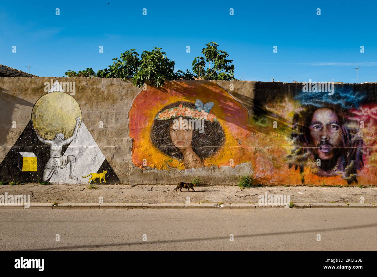 Murals created in three years in Stornara on the occasion of the street ...