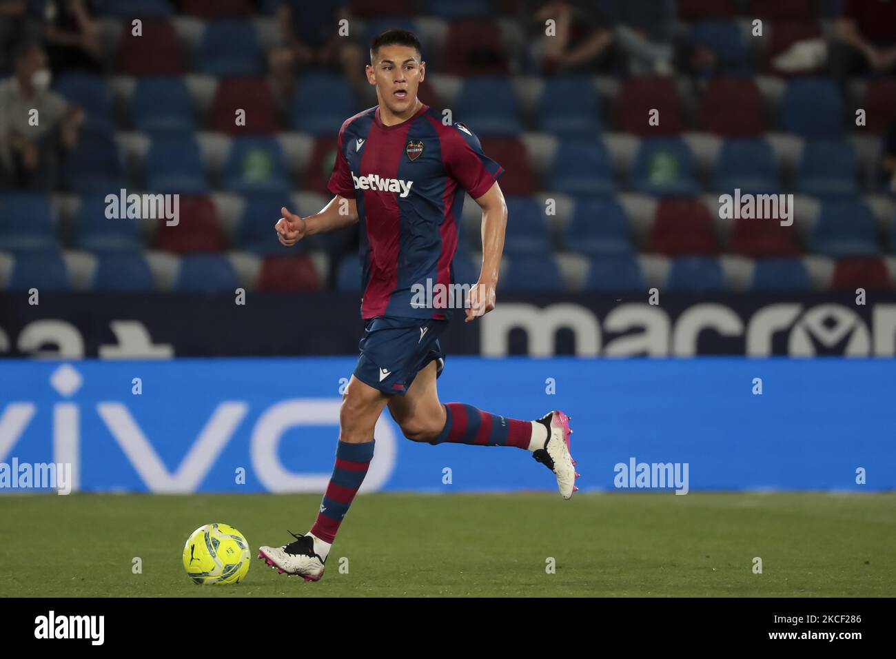 Levantes defender oscar duarte hi-res stock photography and images - Alamy