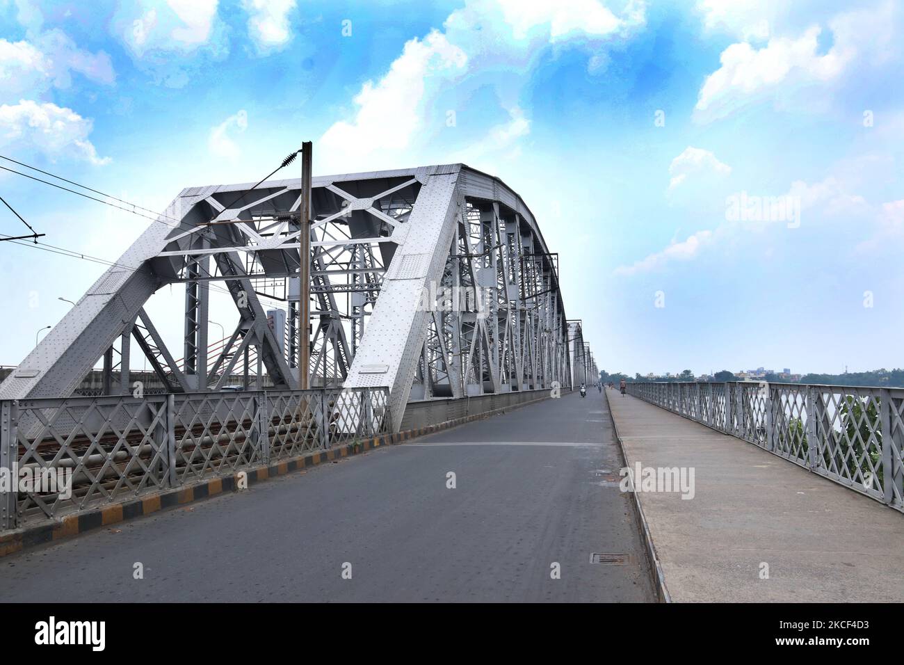 Deserted vivekananda bridge hi-res stock photography and images - Alamy