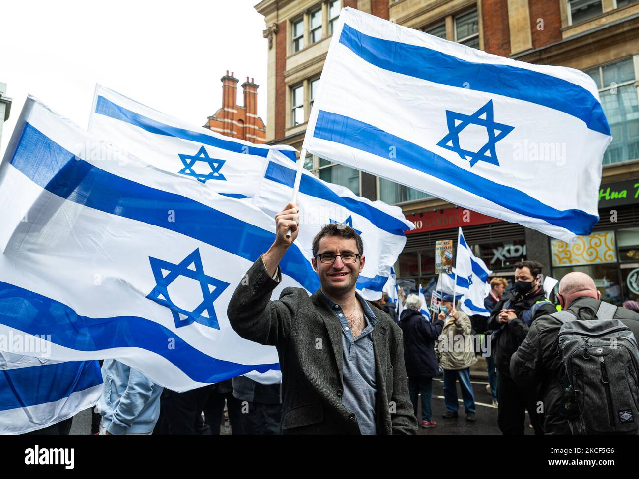 Pro Israel demonstration outside the Israeli Embassy in London on ...