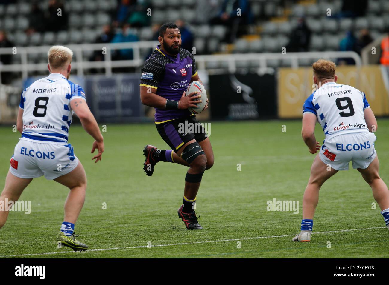 Ukuma Ta'ai of Newcastle Thunder in action during the BETFRED ...