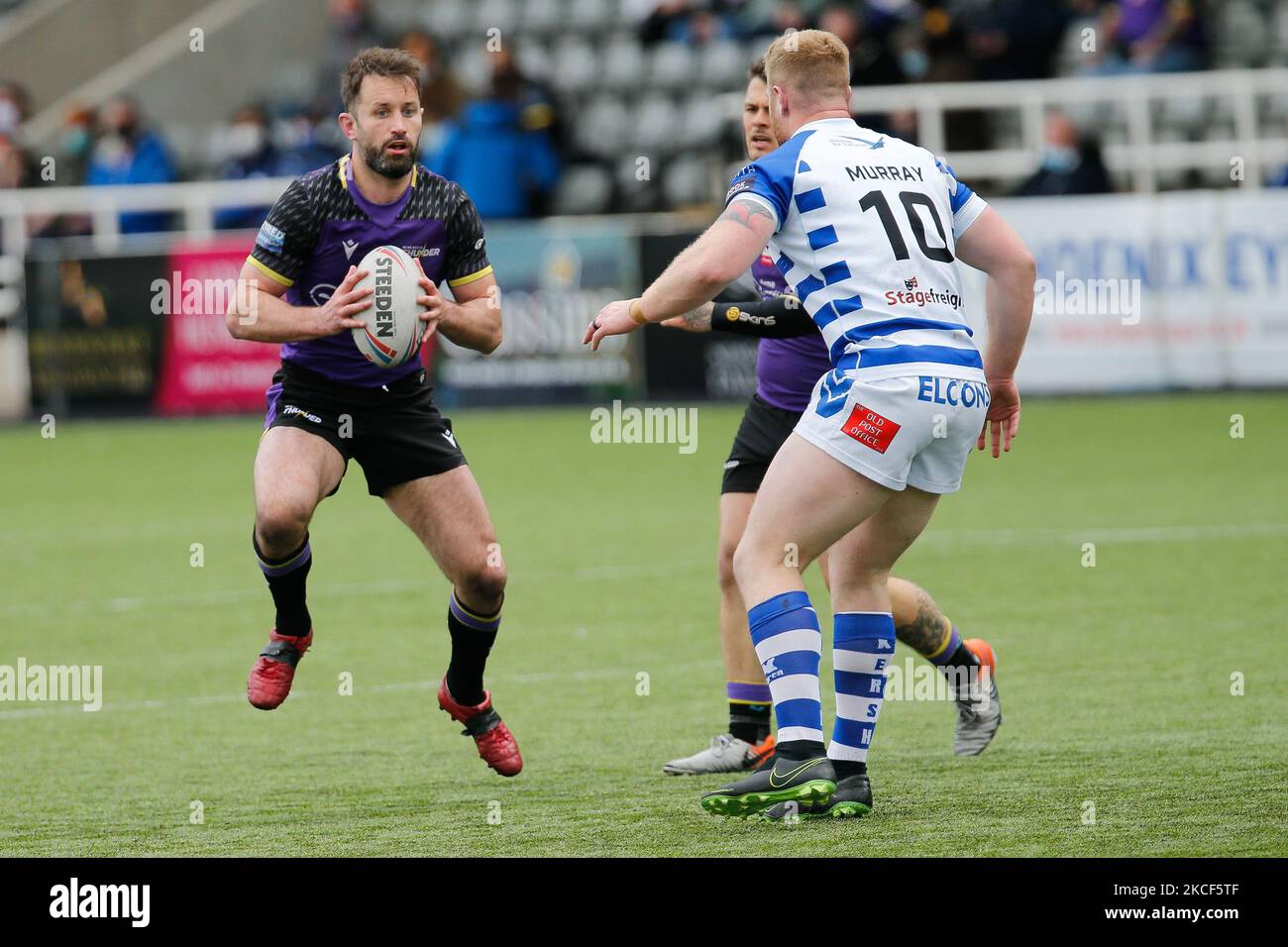 Bob Beswick of Newcastle Thunder in action during the BETFRED ...