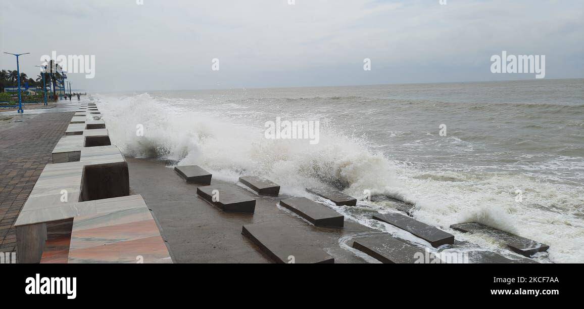 Cyclone yaas barrels hi-res stock photography and images - Alamy
