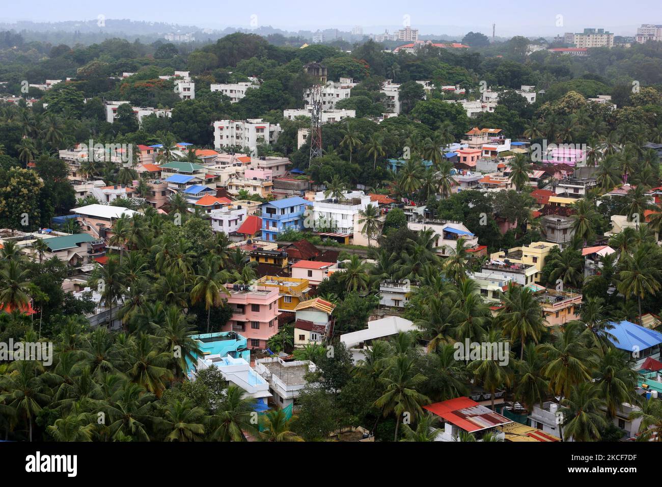 Houses in the city of Thiruvananthapuram (Trivandrum), Kerala, India ...