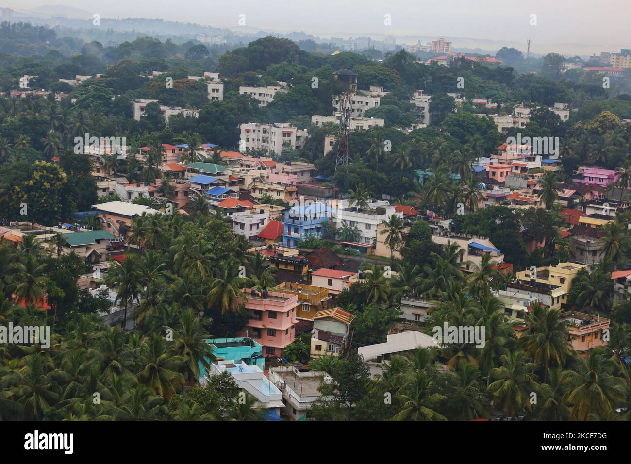 Houses in the city of Thiruvananthapuram (Trivandrum), Kerala, India ...