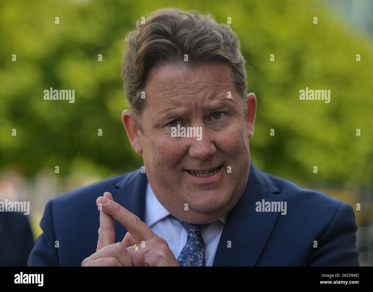 Negative impact of social media hi-res stock photography and images - Alamy