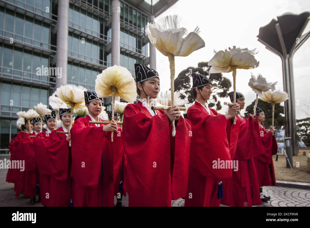 In this pictures taken date is Feb 25, 2015. University graduating ...