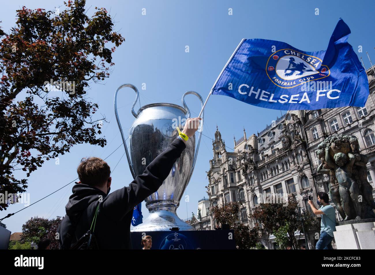 Chelsea champions league final portugal hi-res stock photography and ...