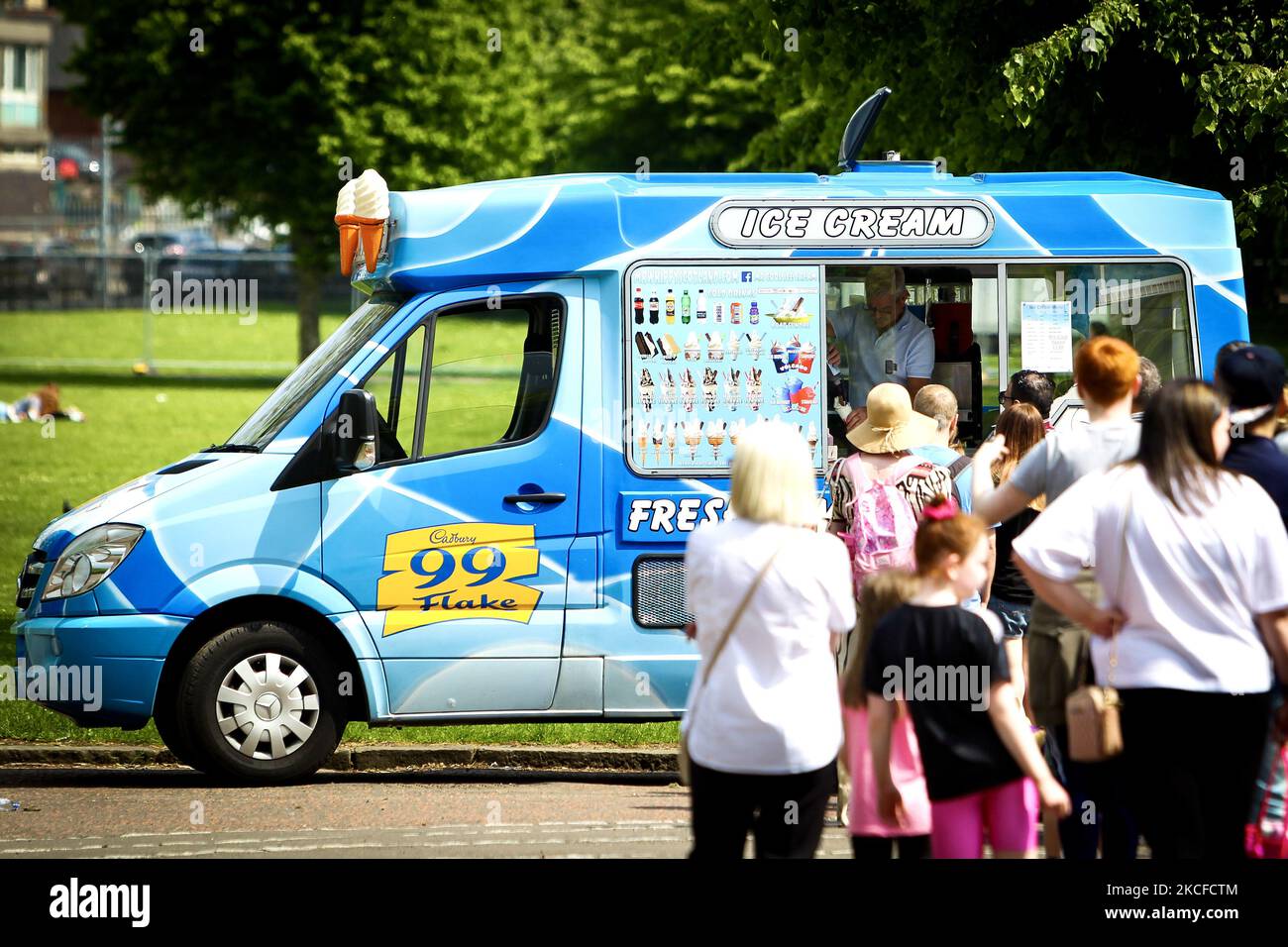 Ewan bootman nurphoto hi-res stock photography and images - Alamy