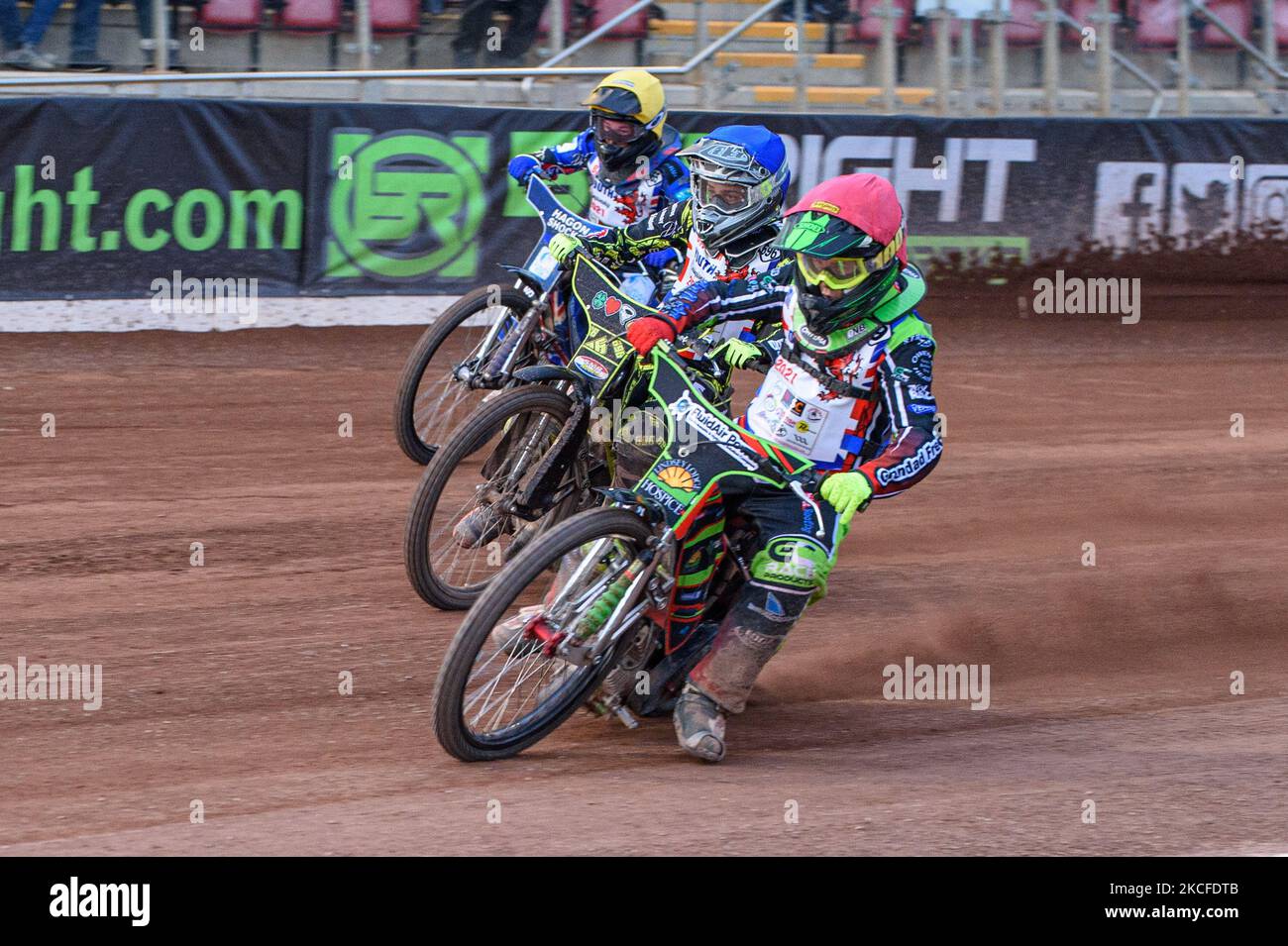 250cc Final Re Run: Luke Harrison (Red) leads Ace Pijper (Blue) and ...