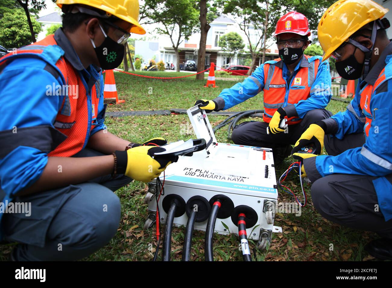 Mobile substation units hi-res stock photography and images - Alamy