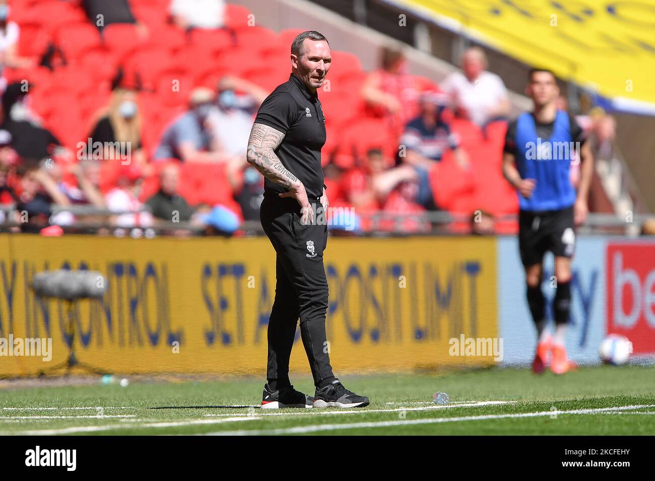 Michael Appleton, manager of Lincoln City during the Sky Bet League 1 ...