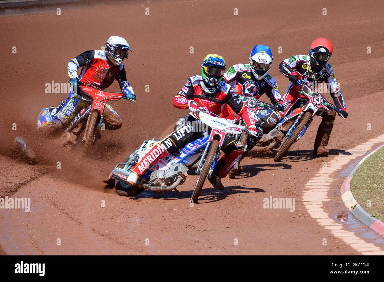 Hans Andersen (Yellow) leads Bjarne Pedersen (White), Richie Worrall ...