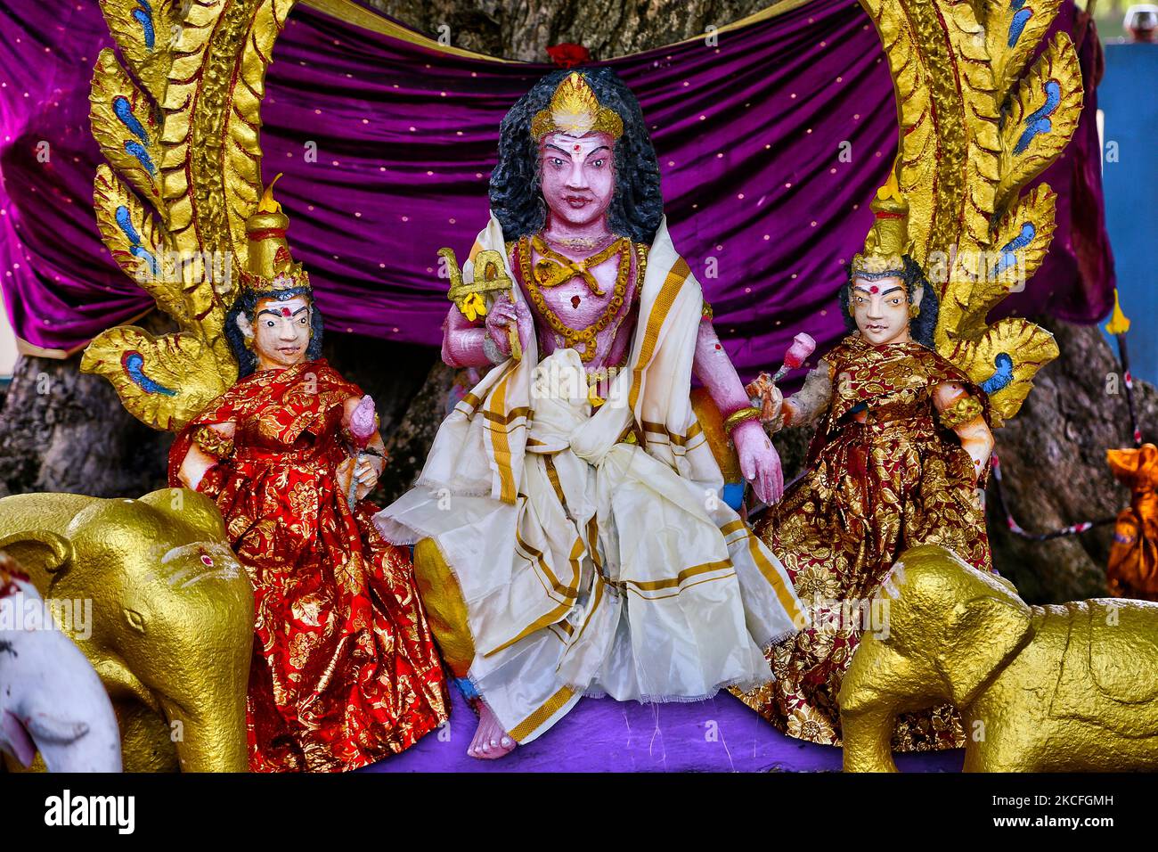 Small idol of Ayyanar at the Ayyanar Kovil (Aiyanar temple) located on ...