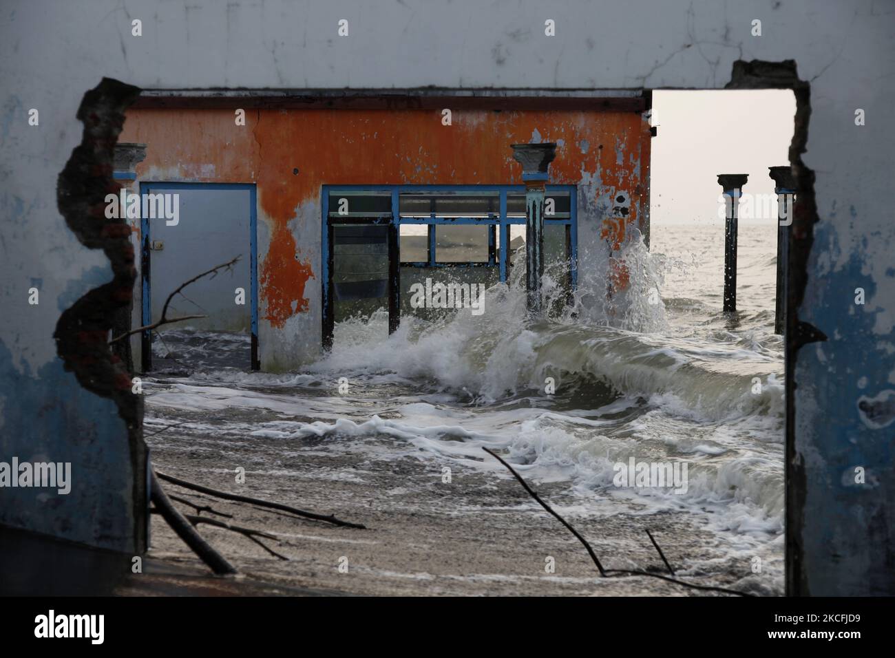Sinking village in java hi-res stock photography and images - Alamy